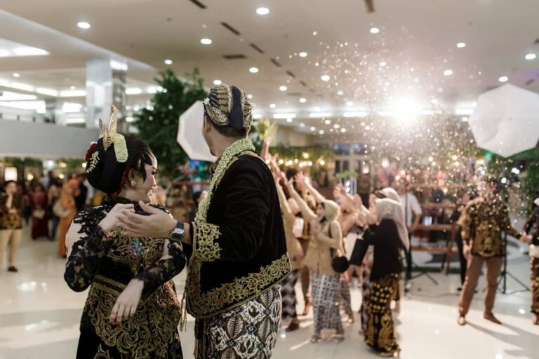 97 Paket + Gedung Pernikahan di Surabaya Lengkap Berikut Harga Sewa ...