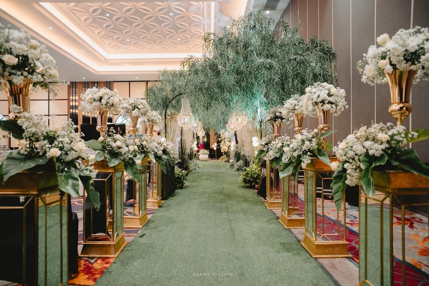 Paket Wedding di Graha Kartini Ballroom Update 2025 - Pernikahan by ...